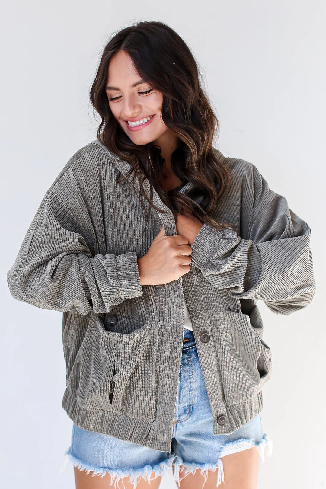 Trendspotting: The Cozy Elegance of Oversized Outerwear – Dress Up